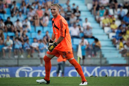Yoel, nuevo portero del Valencia | LaLiga