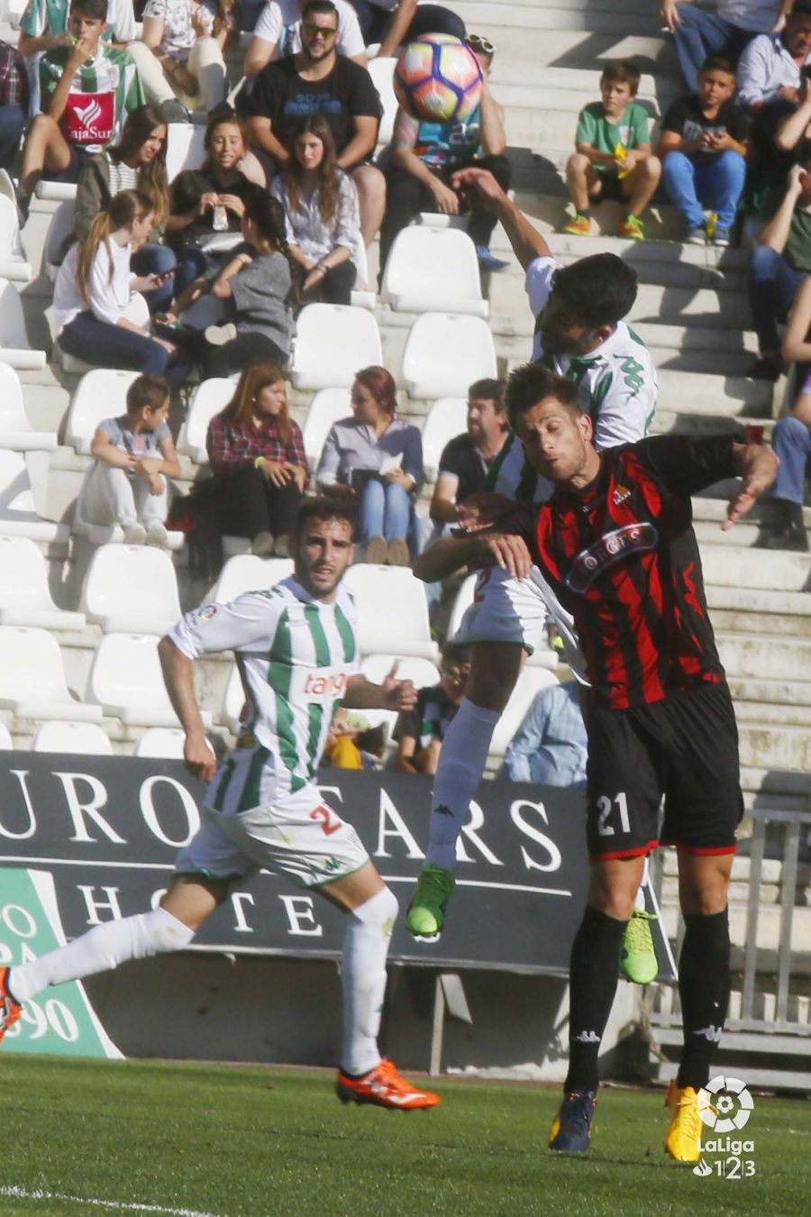 El Córdoba CF - CF Reus, en imágenes | LALIGA