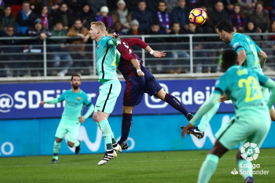 Todas las fotografías del SD Eibar - FC Barcelona | LALIGA