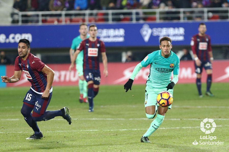 Todas las fotografías del SD Eibar - FC Barcelona | LALIGA