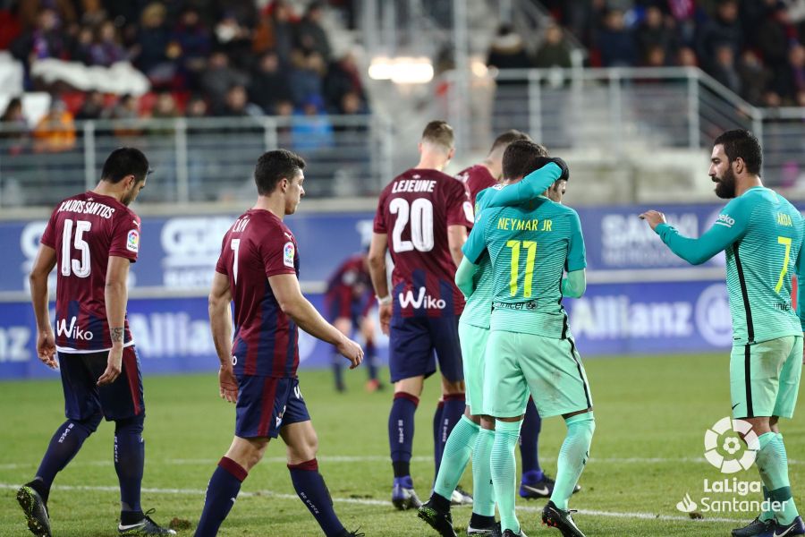 Todas las fotografías del SD Eibar - FC Barcelona | LALIGA