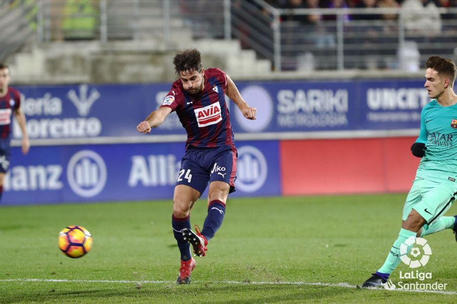 Todas las fotografías del SD Eibar - FC Barcelona | LALIGA
