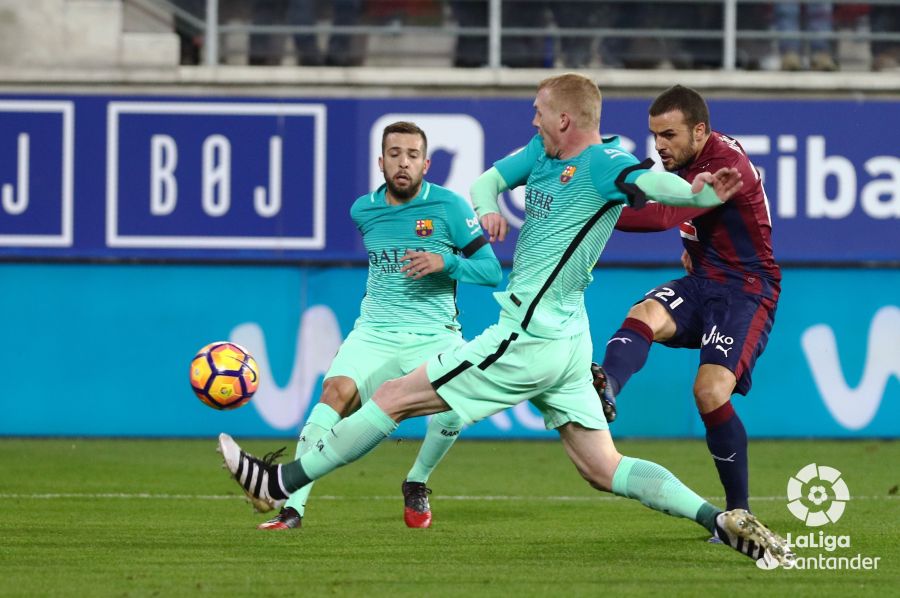 Todas las fotografías del SD Eibar - FC Barcelona | LALIGA