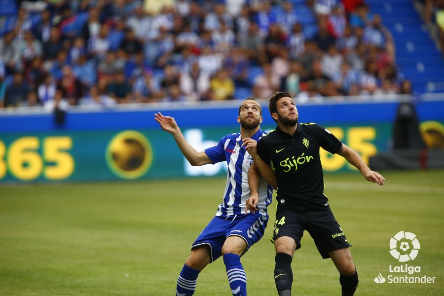 Photo gallery: D. Alaves - R. Sporting | LaLiga