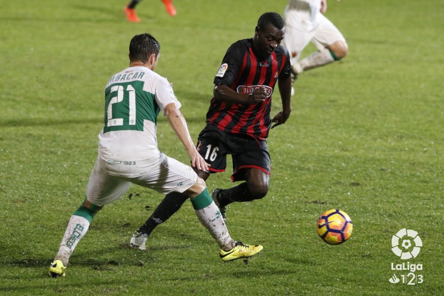 Las mejores imágenes del CF Reus - Elche CF | LALIGA