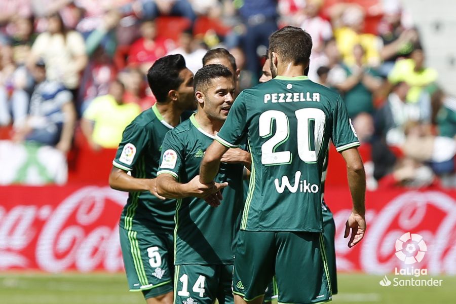 Todas las fotos del R. Sporting - Real Betis | LALIGA