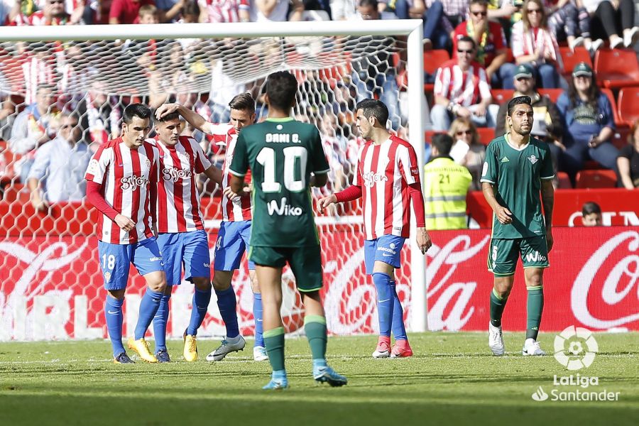 Todas las fotos del R. Sporting - Real Betis | LALIGA