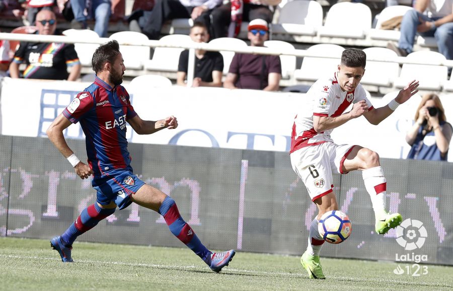 Las fotografías más destacadas del Rayo Vallecano - Levante UD | LaLiga
