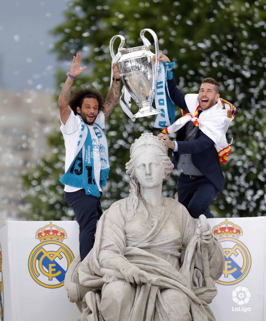 In pictures: Real Madrid's victory parade and celebrations | LaLiga
