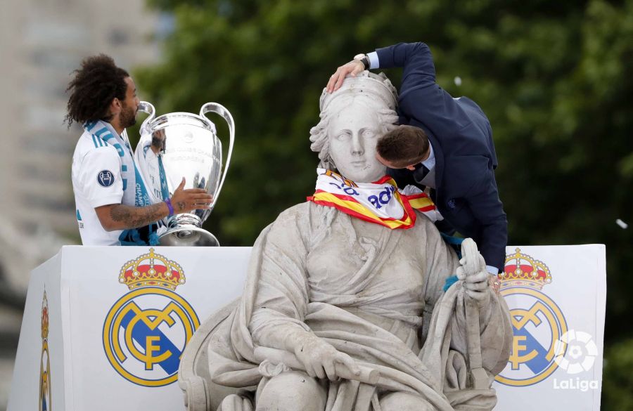 In pictures: Real Madrid's victory parade and celebrations | LaLiga