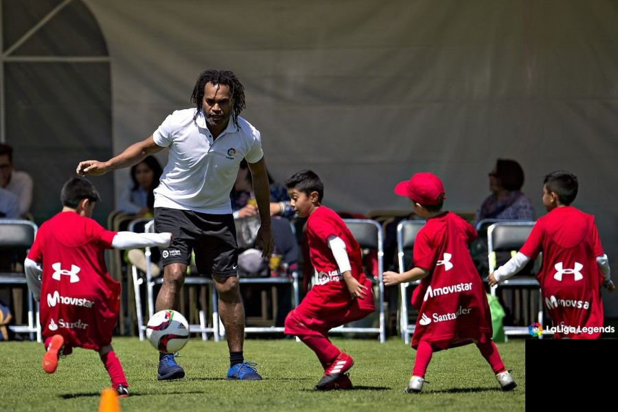 El equipo de LaLiga Legends levanta pasiones en México | LaLiga