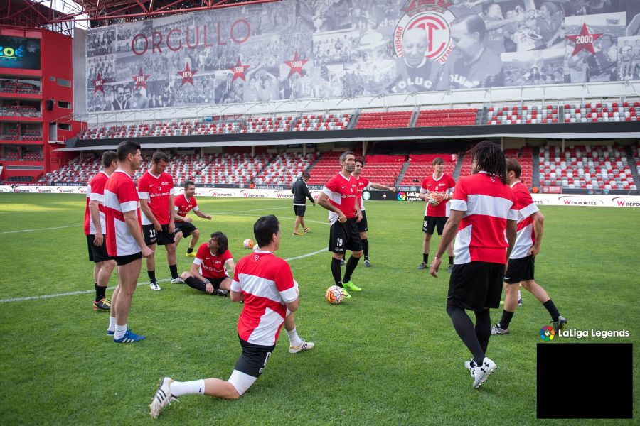 El equipo de LaLiga Legends levanta pasiones en México | LaLiga