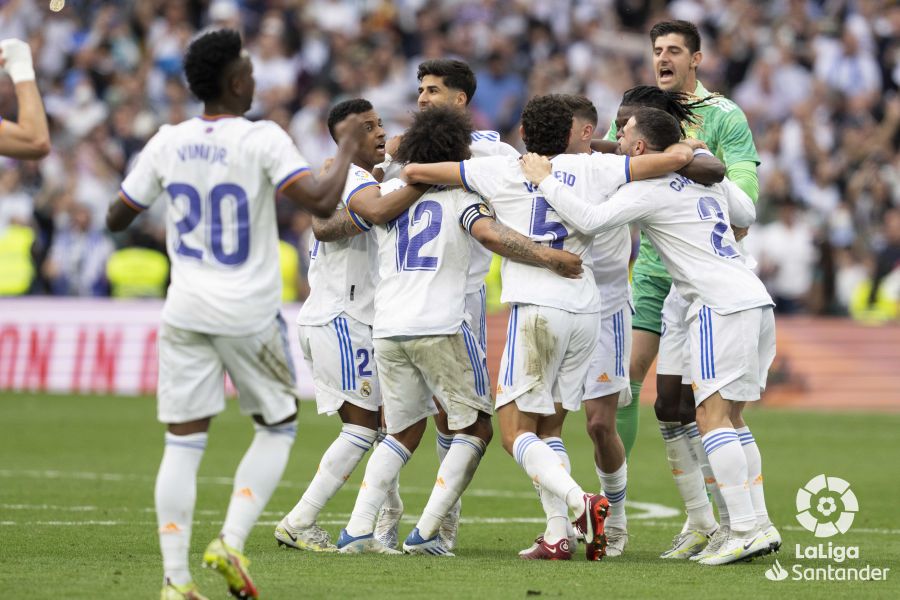 Real Madrid's celebration after winning LaLiga Santander! | LALIGA
