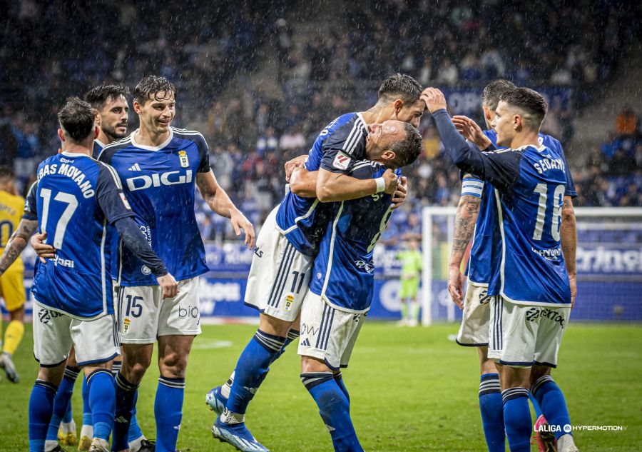 El Real Oviedo sigue en racha y escala posiciones | LALIGA