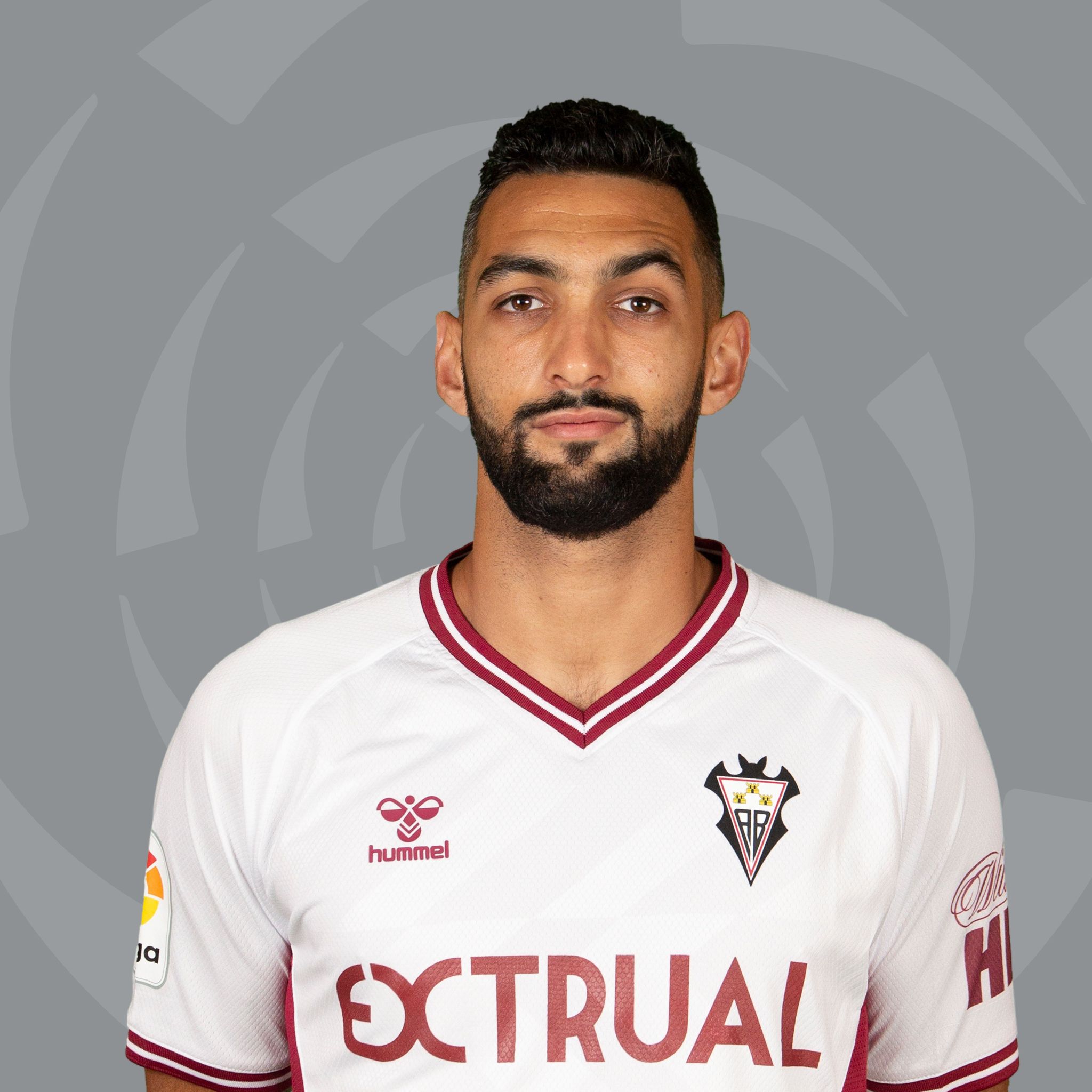 Classify Spanish footballer Diego Cortés Vargas